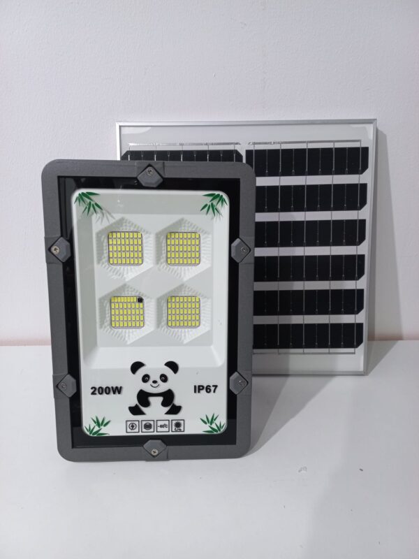 Proiector solar LED 200W, senzor, telecomanda, IP67 – Solarium Sun